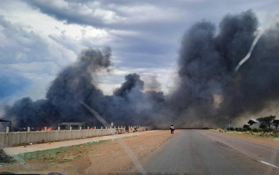 Platinum Bushvelder - Northam landfill fire raises concerns: a call for ...